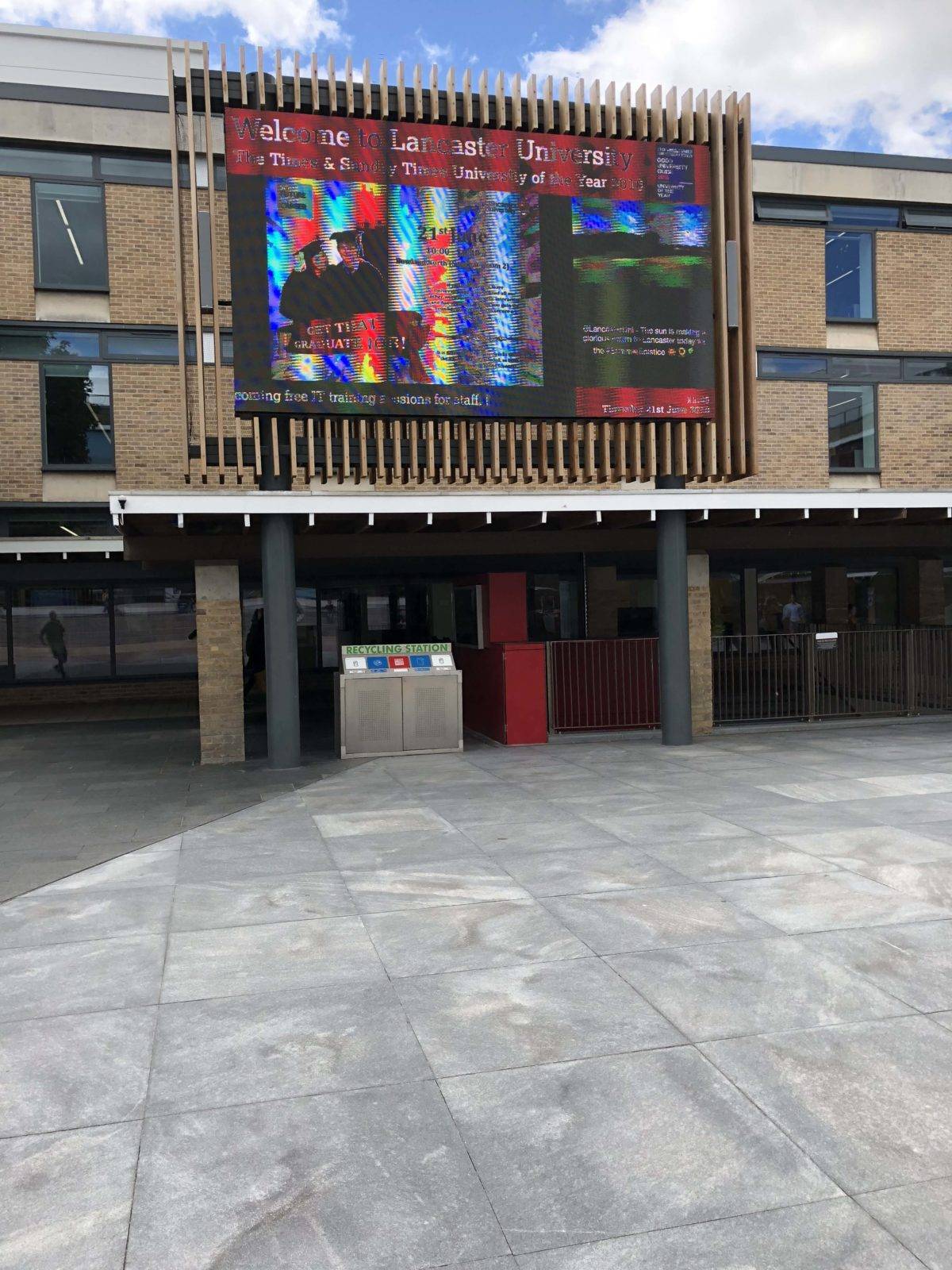 Digital Screen Installation - Parkinson Builders